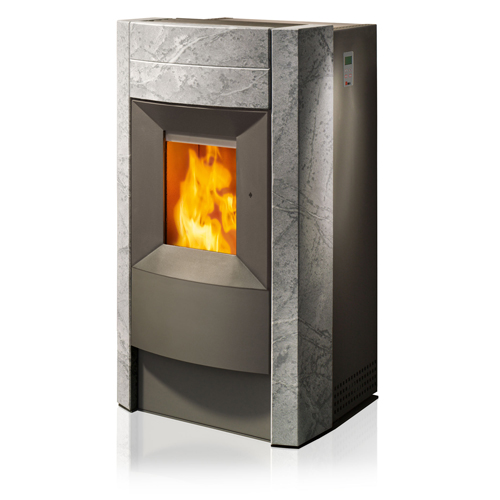 Cazan termic cu ardere pe peleti Revo RIKA folosit pentru a incalzi ...